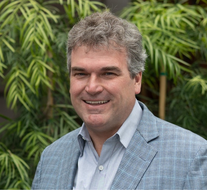 About Us | Frontline Realty Capital